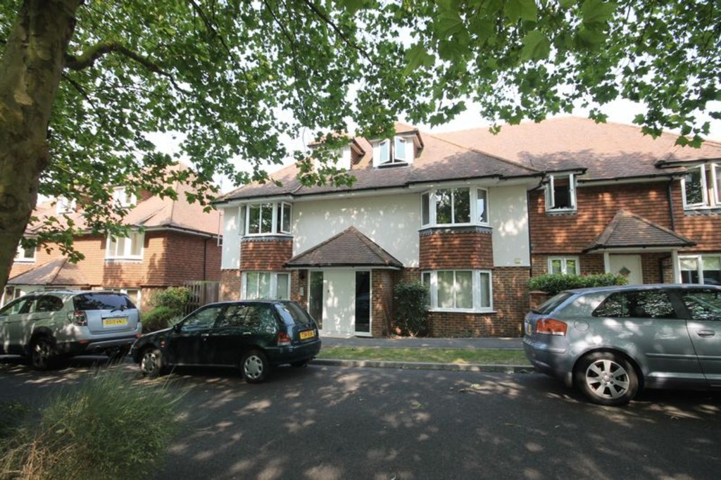 LEATHERHEAD, KT22 | Patrick Gardner