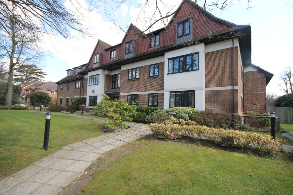 LEATHERHEAD, KT22 | Patrick Gardner