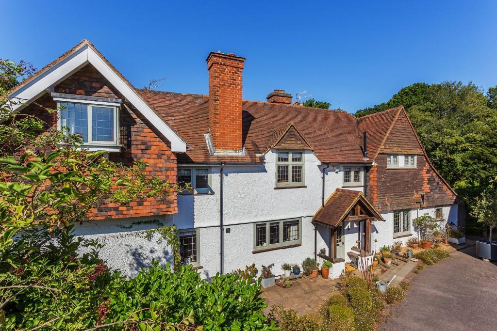 HENFOLD LANE, HOLMWOOD, RH5 | Patrick Gardner