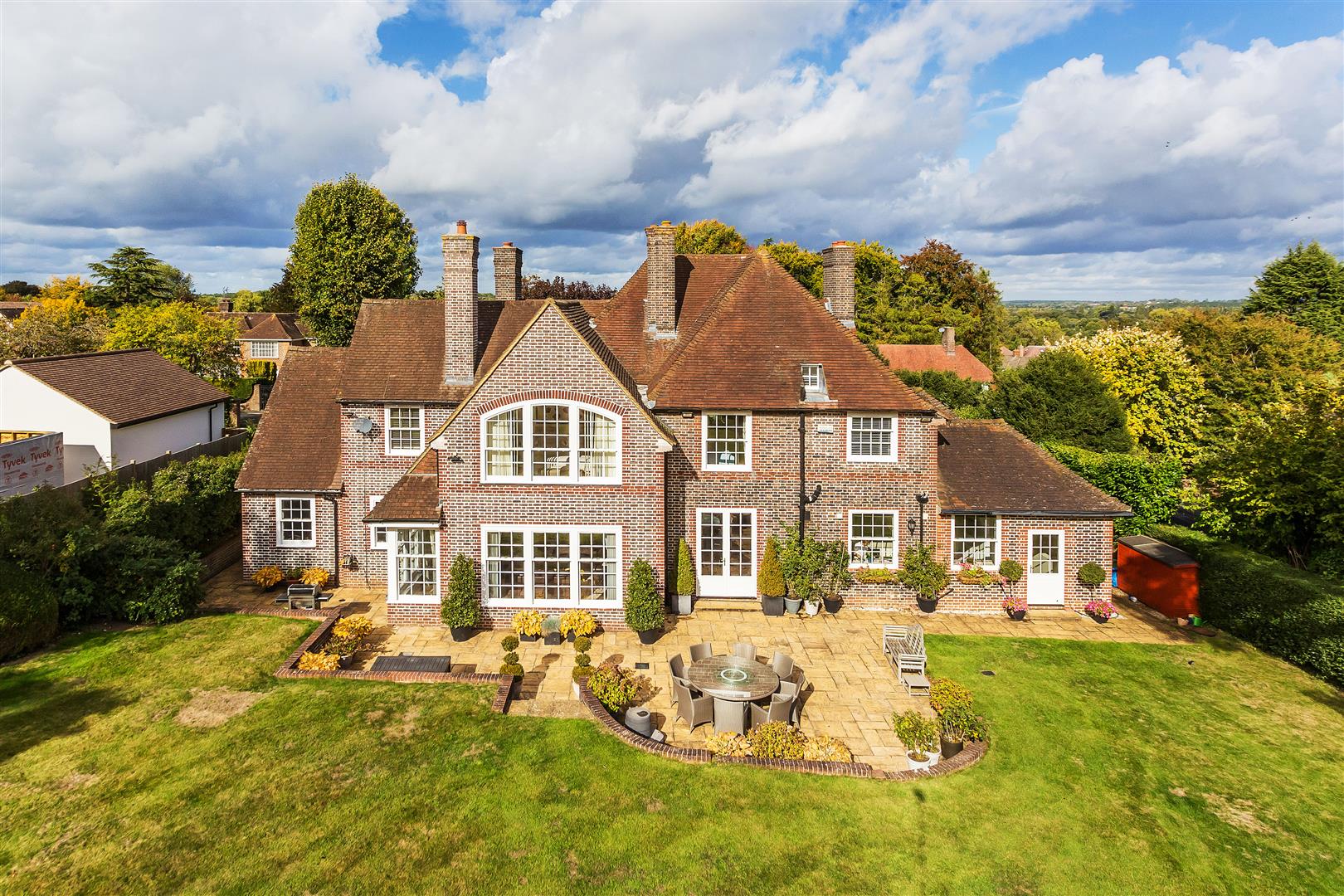 THE MOUNT, FETCHAM, KT22 | Patrick Gardner