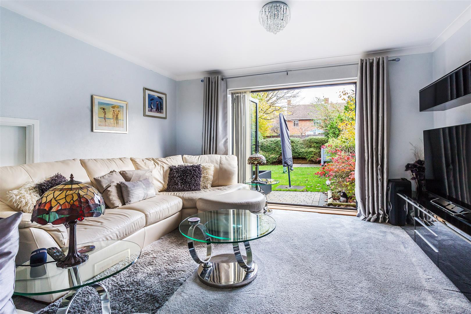 DOWNLAND WAY, EPSOM, KT18 | Patrick Gardner