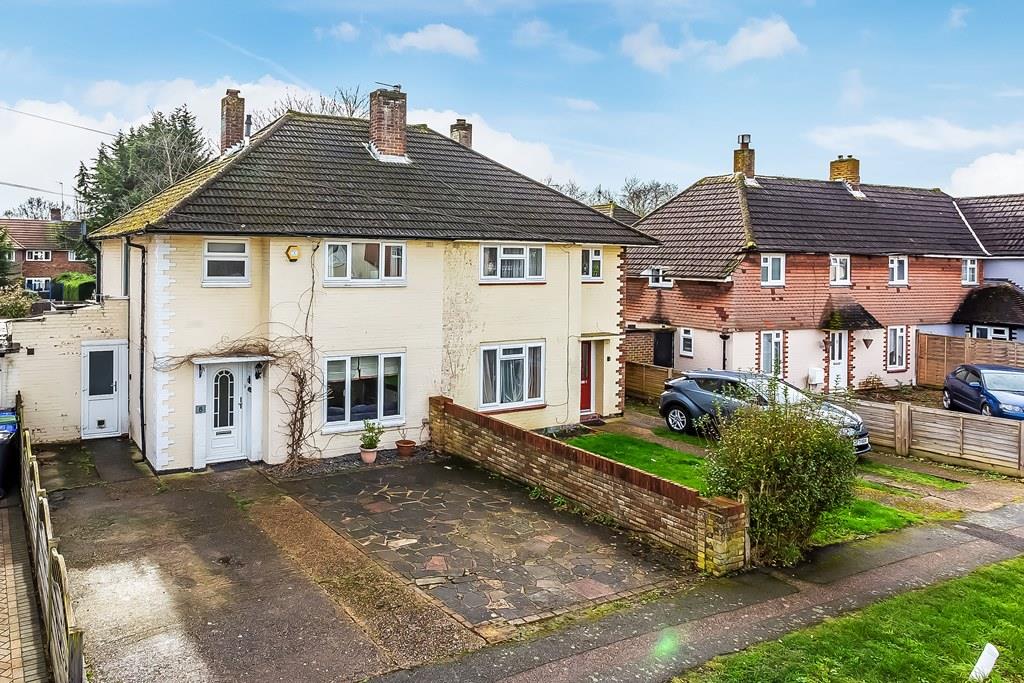 MERTON WAY, LEATHERHEAD, KT22 | Patrick Gardner