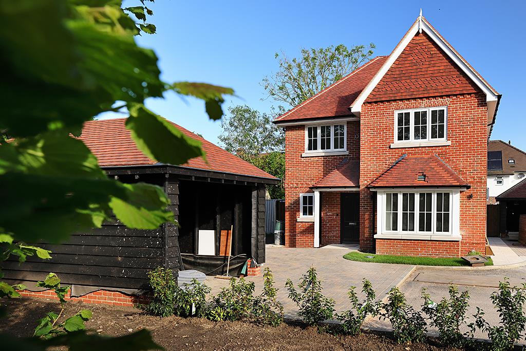 FIELD WAY, SEND, WOKING GU23 | Patrick Gardner