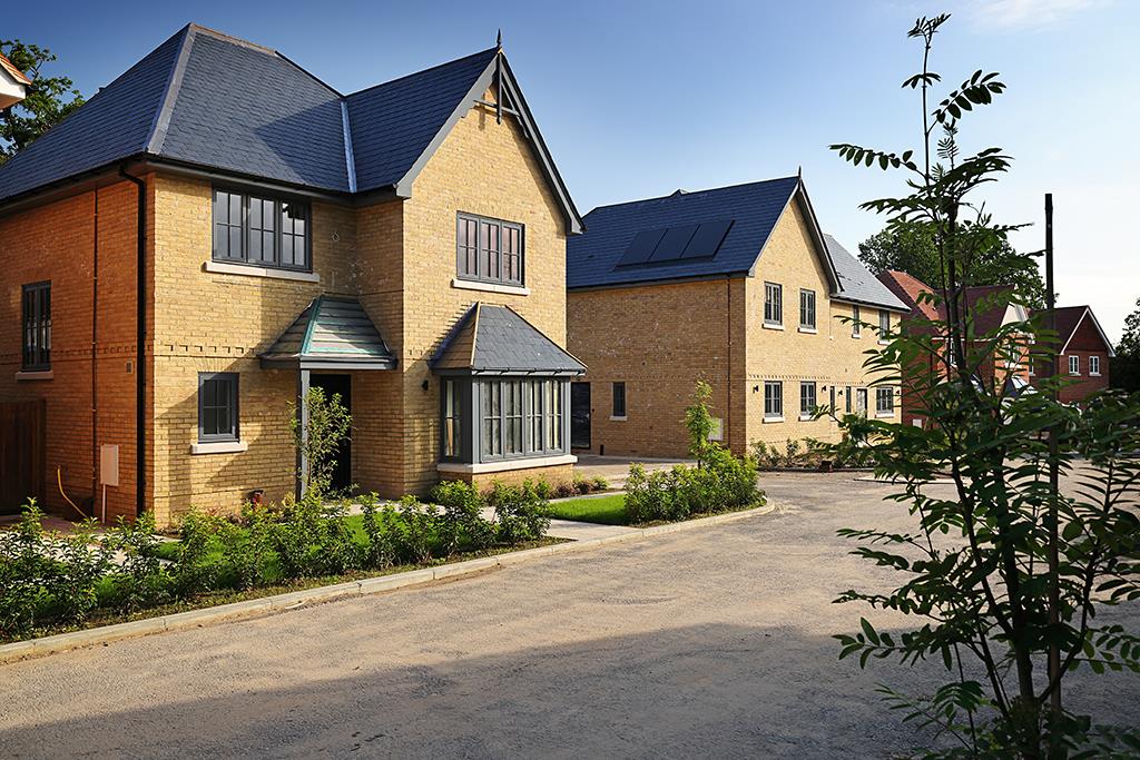 FIELD WAY, SEND, WOKING GU23 | Patrick Gardner