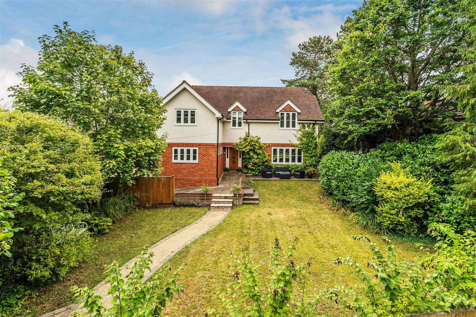 AGATES LANE, ASHTEAD, KT21 | Patrick Gardner
