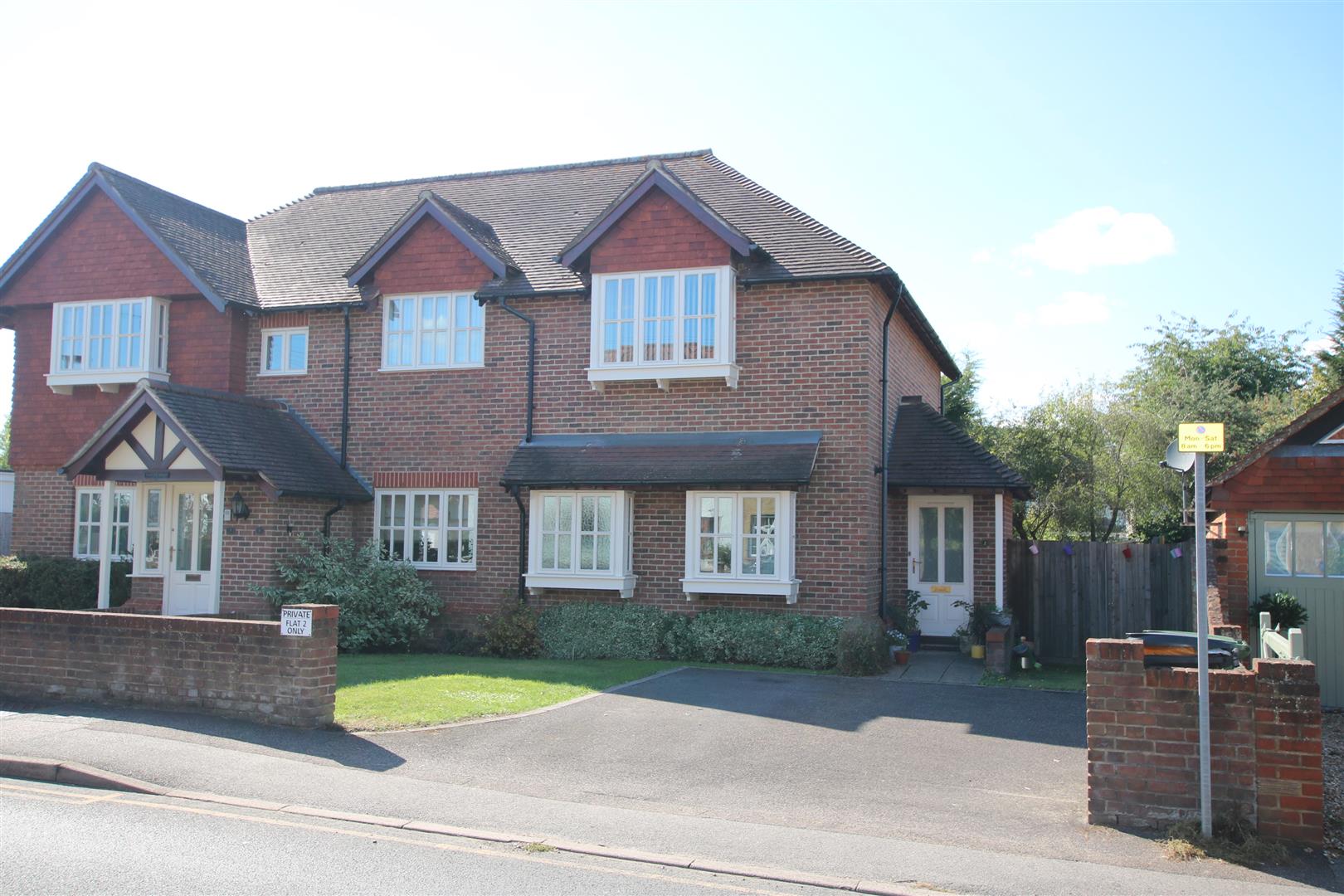 THE STREET, FETCHAM, KT22 | Patrick Gardner