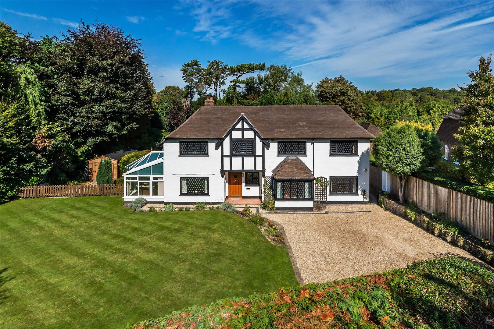 THE DOWNS, GIVONS GROVE, LEATHERHEAD, KT22 | Patrick Gardner