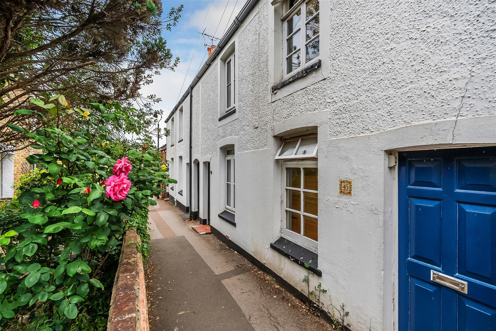 CHURCH WALK, LEATHERHEAD, KT22 | Patrick Gardner