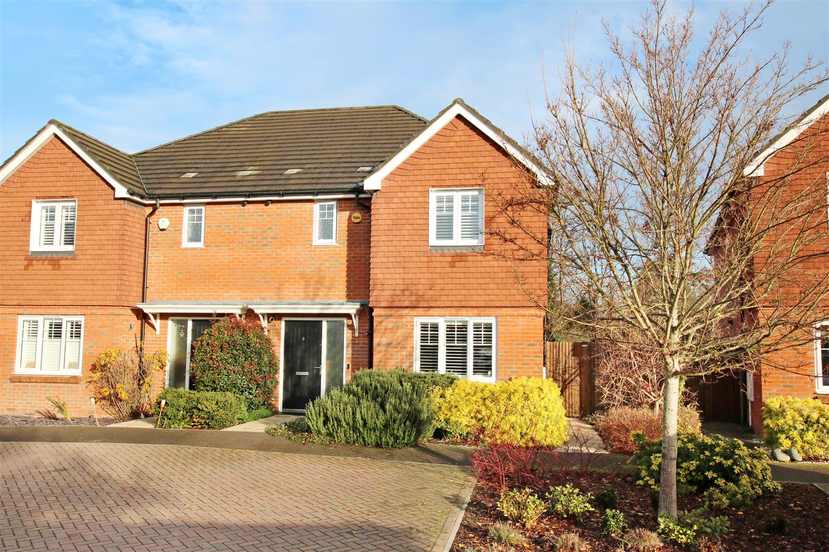RIVER WALK, FETCHAM, KT22 | Patrick Gardner